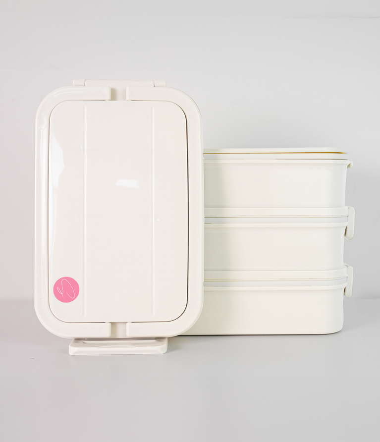 Bento Box in Cream – Sixteen
